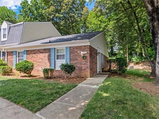 2636 Saint Johns Pl, Winston Salem, NC 27106