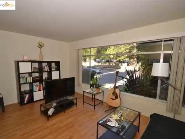 2636 Warring St #205, Berkeley, CA 94704 MLS# 41084285