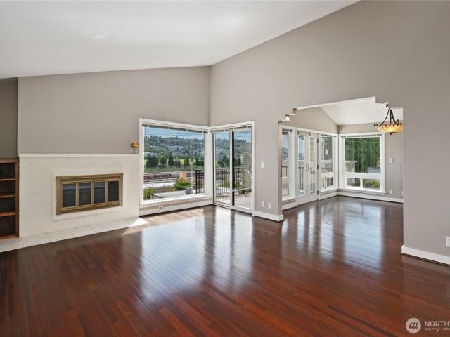 2636 22nd Avenue W # 303
