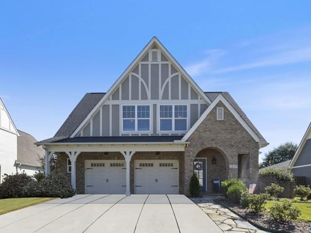 2637 Mountain Stream Way SE, Owens Cross Roads, AL 35763