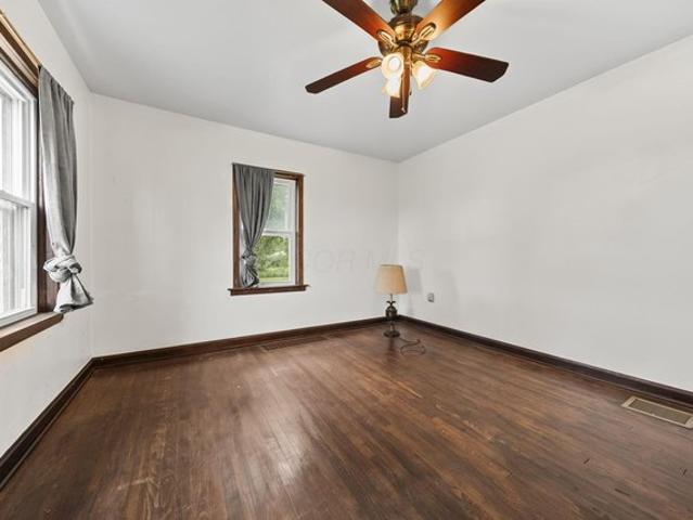 2637 Brown Rd, Grove City, OH 43123