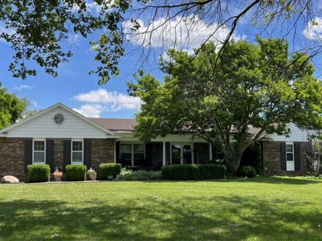 2637 Goldenrod Ln, Findlay, OH 45840