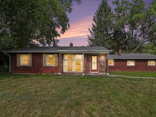 2637 Lucerne Dr, Jackson, MI 49201