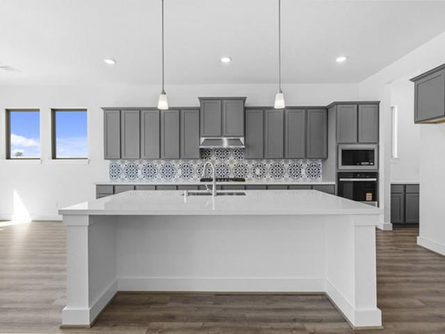 2637 Rainier Dr, Corinth, TX 76210