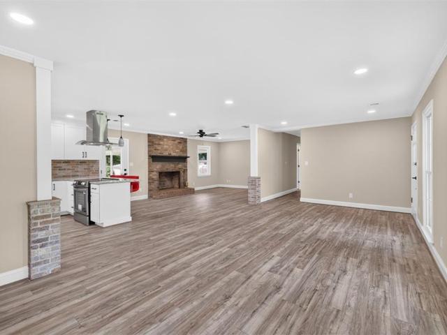 2637 Stone Drive SW
