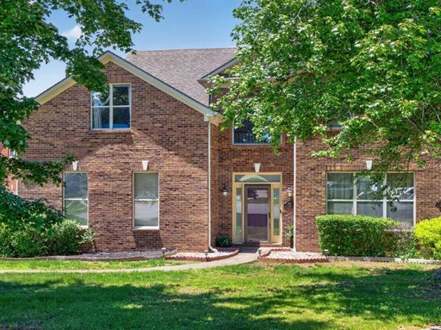 2637 Whiteberry Dr, Lexington, KY 40511