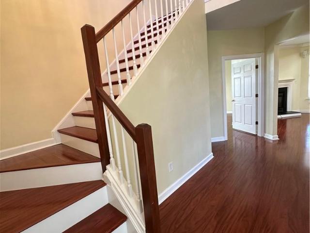 2637 Wonderland CT