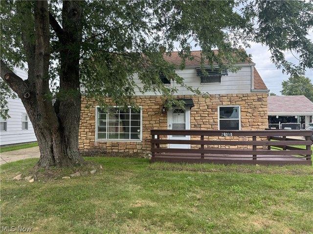 26381 Drakefield Ave, Euclid, OH 44132