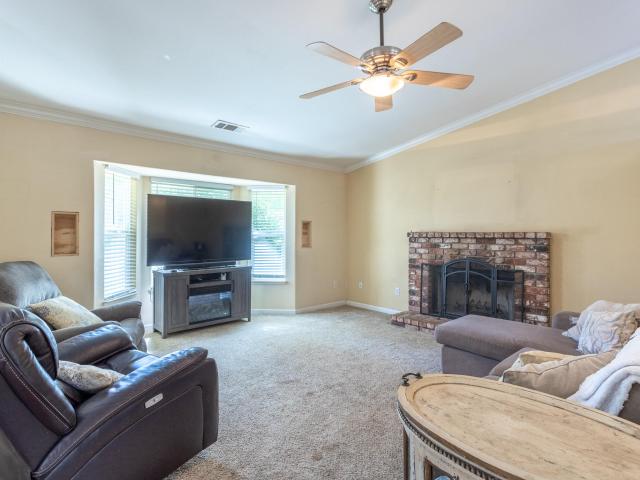 2638 Evergreen Way