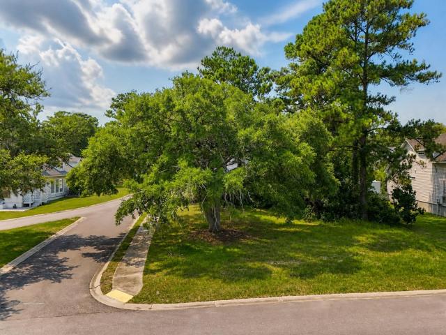 2638 Seaport Circle
