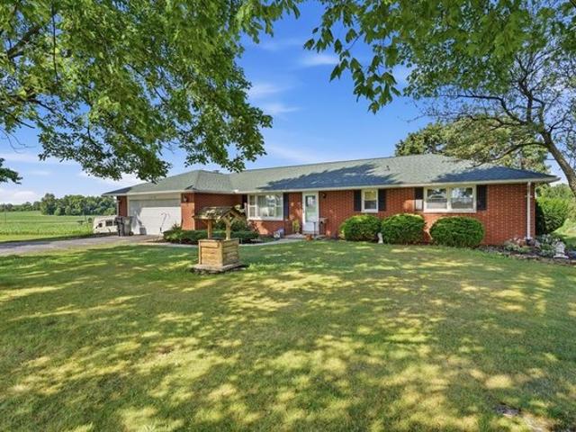 2638 Smith Rd, Bucyrus, OH 44820