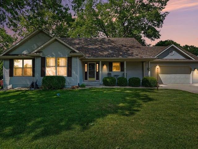 26391 Traders Post Ln, South Bend, IN 46619