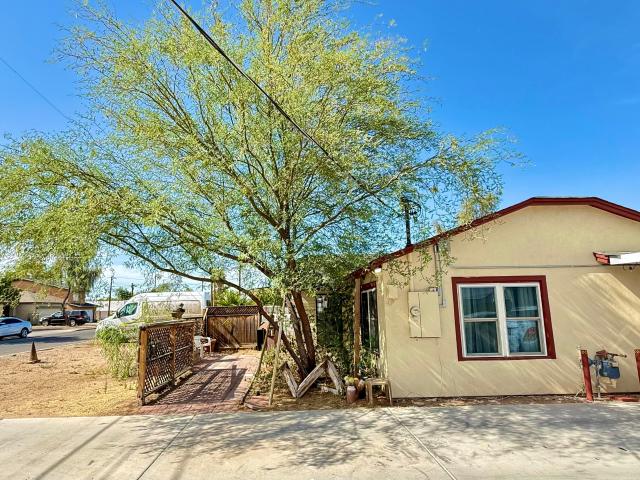2639 N 28th Pl, Phoenix, AZ 85008 | MLS #7021 | Compass