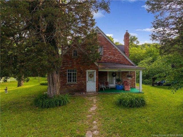 2639 and 2705 Paoli Pike, New Albany, IN 47150