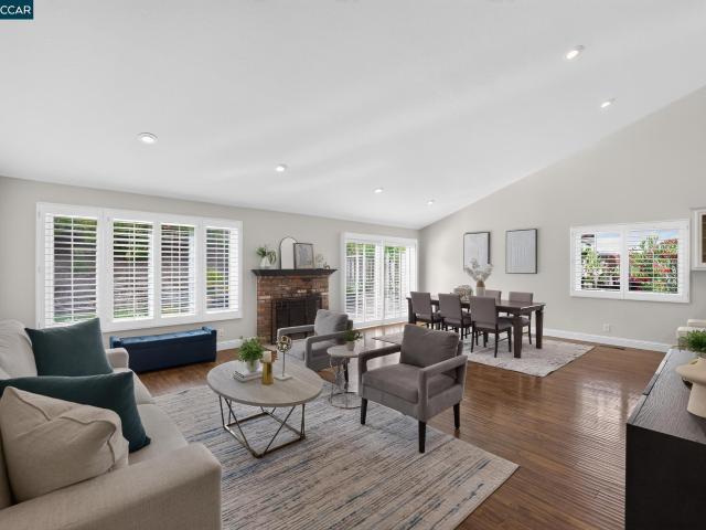 2639 Celaya Cir