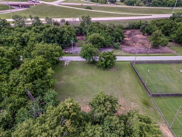 2639 E 32nd St N, Tulsa, OK 74110