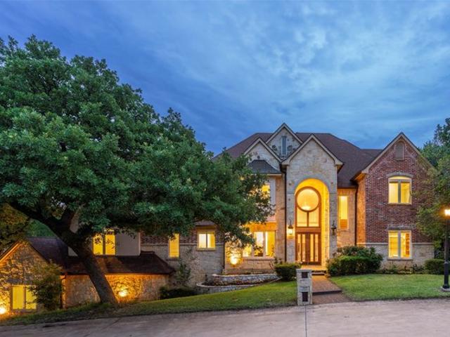 2639 Hemingway Ct, Arlington, TX 76006