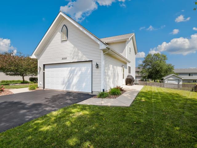 26300 W Bayberry Court