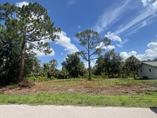 26302 26 Custer Rd, Punta Gorda, FL 33955