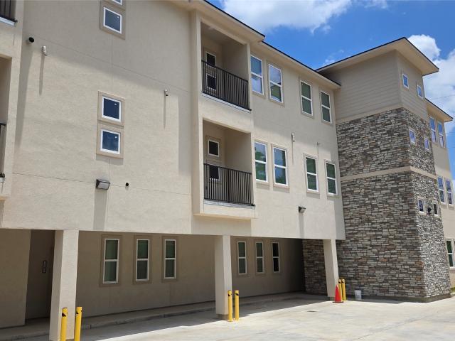 26307 Oak Ridge Dr 1203