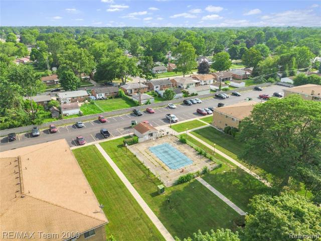 26305 W 7 Mile Road