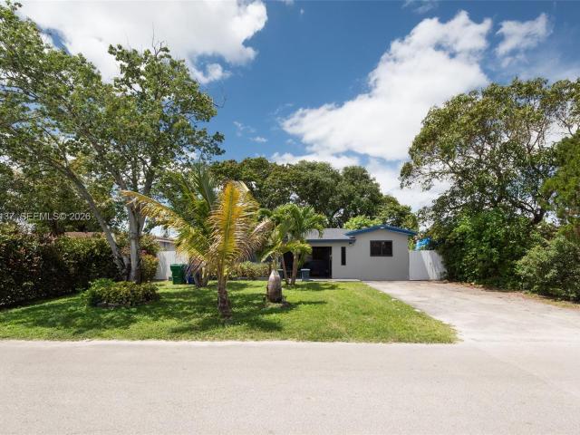 2630 Everglades Dr, Miramar, FL 33023 | MLS #A12003 | Compass