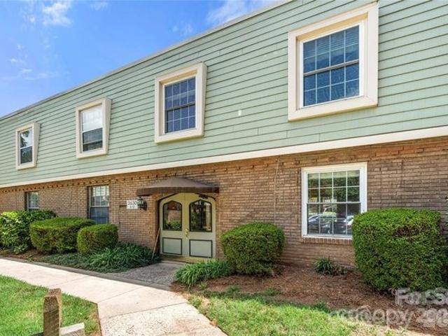 2630 Park Rd, Charlotte, NC 28209