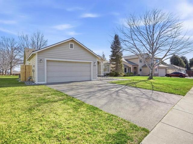 2630 Sandstone Ln, Richland, WA 99354