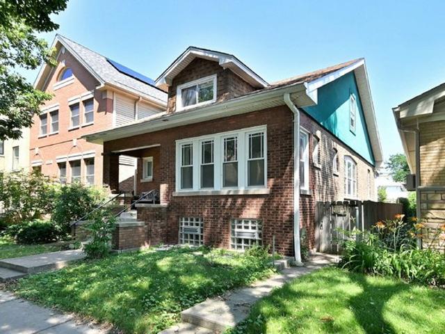 2630 W Carmen Ave, Chicago, IL 60625
