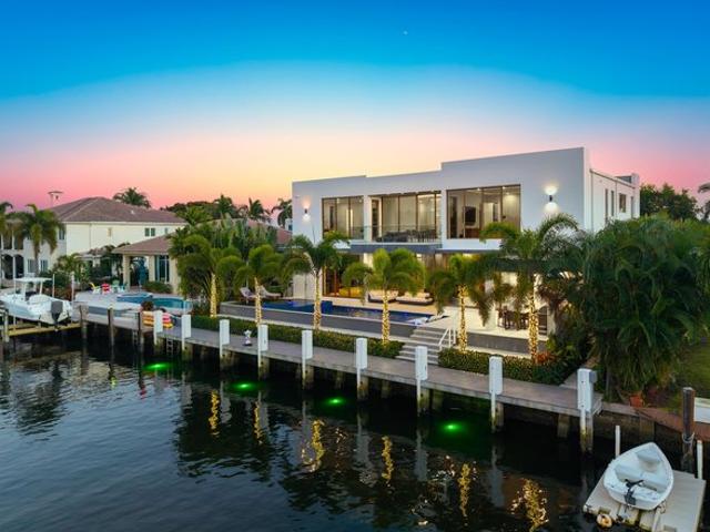 2631 NE 48th Ct, Lighthouse Point, FL 33064