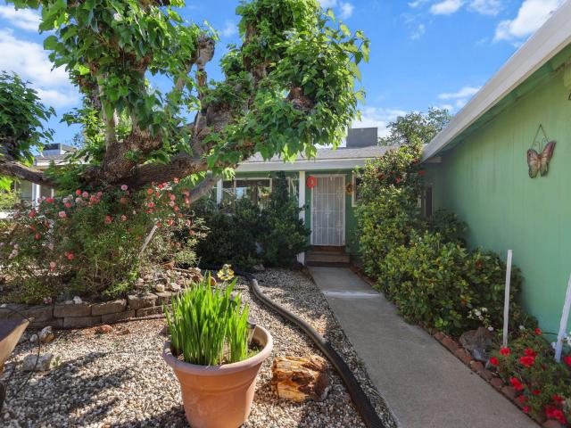 2631 Alfreda Way, Redding, CA 96002 | MLS #26 1538 | Compass