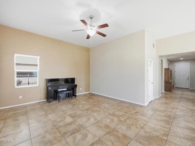 2631 e san paulo drive