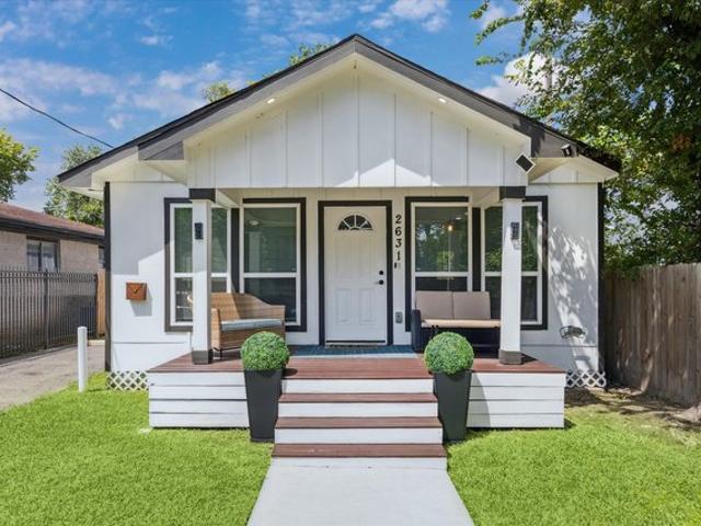 2631 Stevens St, Houston, TX 77026