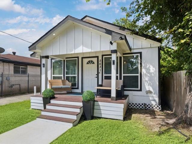 2631 Stevens St, Houston, TX 77026
