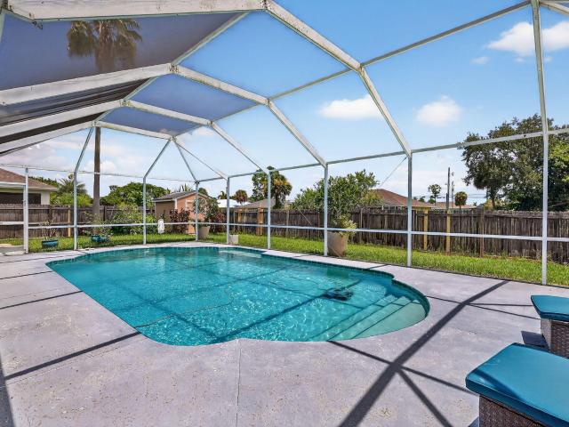 2631 SW Fair Isle Rd, Port St. Lucie, FL 34987 | MLS #R11157