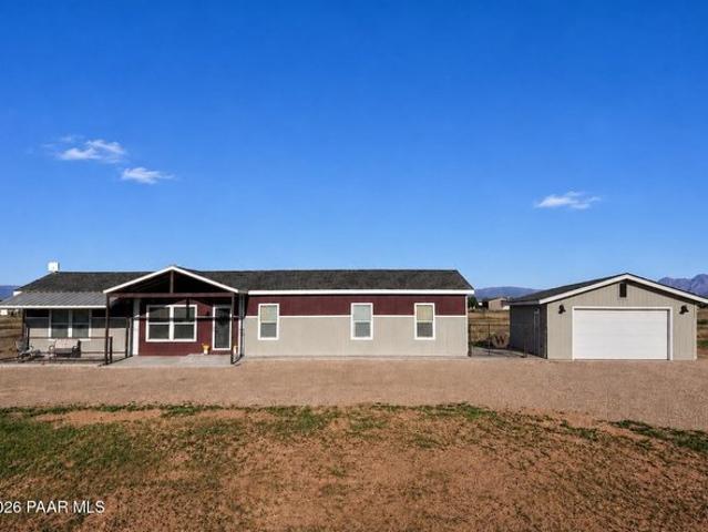 26320 N Vineyard Ln, Paulden, AZ 86334