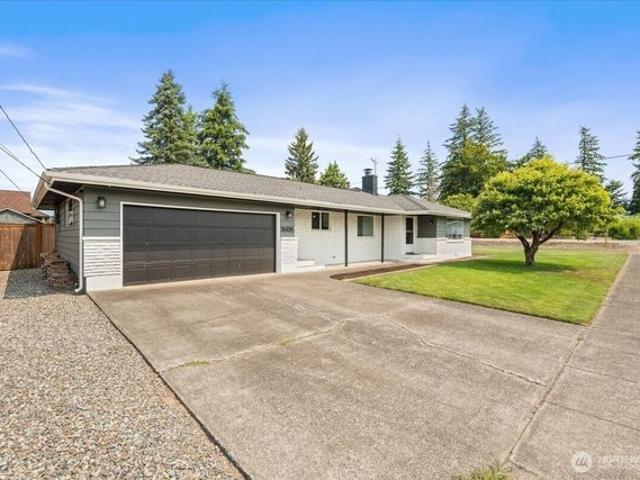 26324 SE 426th St, Enumclaw, WA 98022