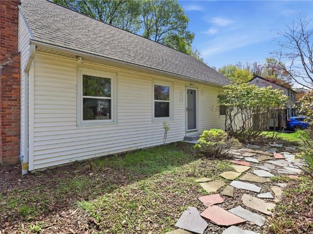 2632 Oakview Drive