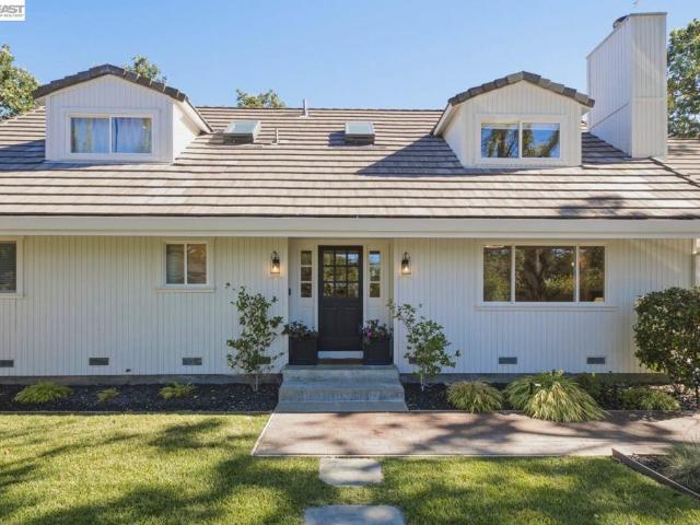 2632 Cherry Ln