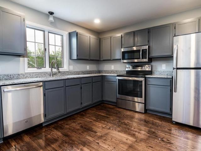 2632 Daniel Terrace