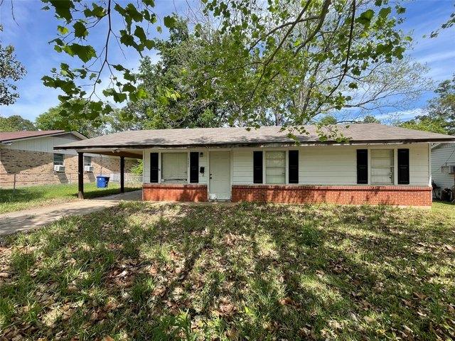 2632 Lola Ln, Shreveport, LA 71118