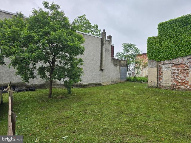 2632 W Cumberland St, Philadelphia, PA 19132 | MLS #PAPH2490 | Compass