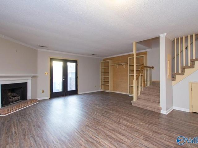 2632 Whitesburg Dr SE, Huntsville, AL 35801