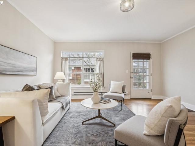 2633 NW Raleigh St, Unit 33, Portland, OR 97210 | MLS #318682 | Compass