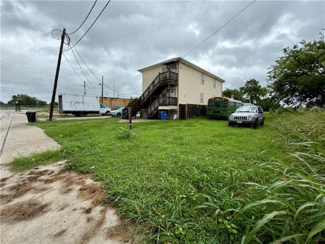 2633 Desire Street