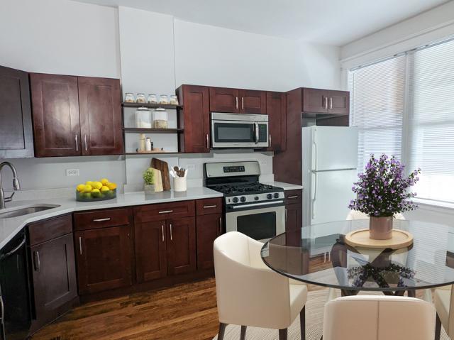 2633 W HADDON Avenue # 2R