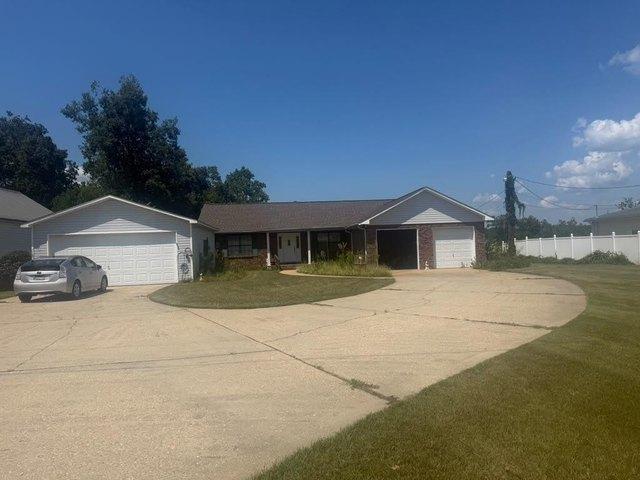 263 Cove Dr, Abbeville, AL 36310
