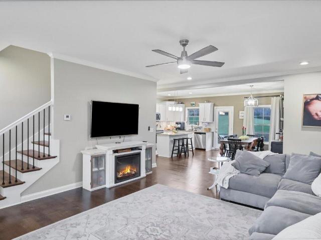 263 Crabtree Lane