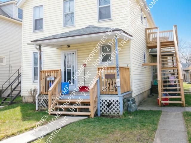 263 Curry Main Level in Triplex