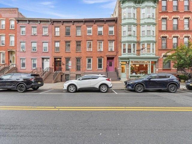 263 Grove St, Jersey City, NJ 07302